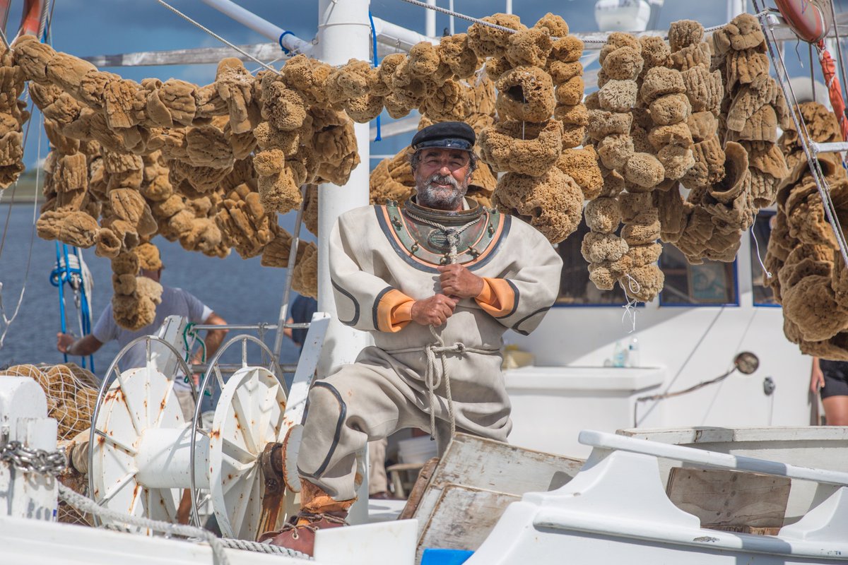 The Legacy of Sponge Divers in Tarpon Springs: A Deep-Sea Tradition